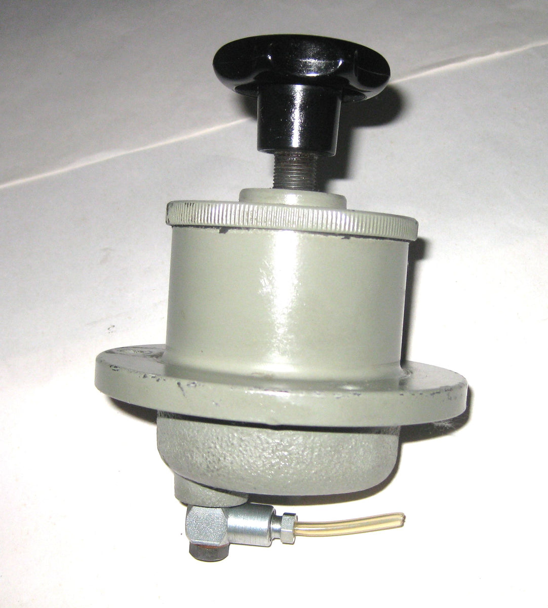 Used Oil pump for lubricating Polar 76 EM paper cutter. 234303 ...