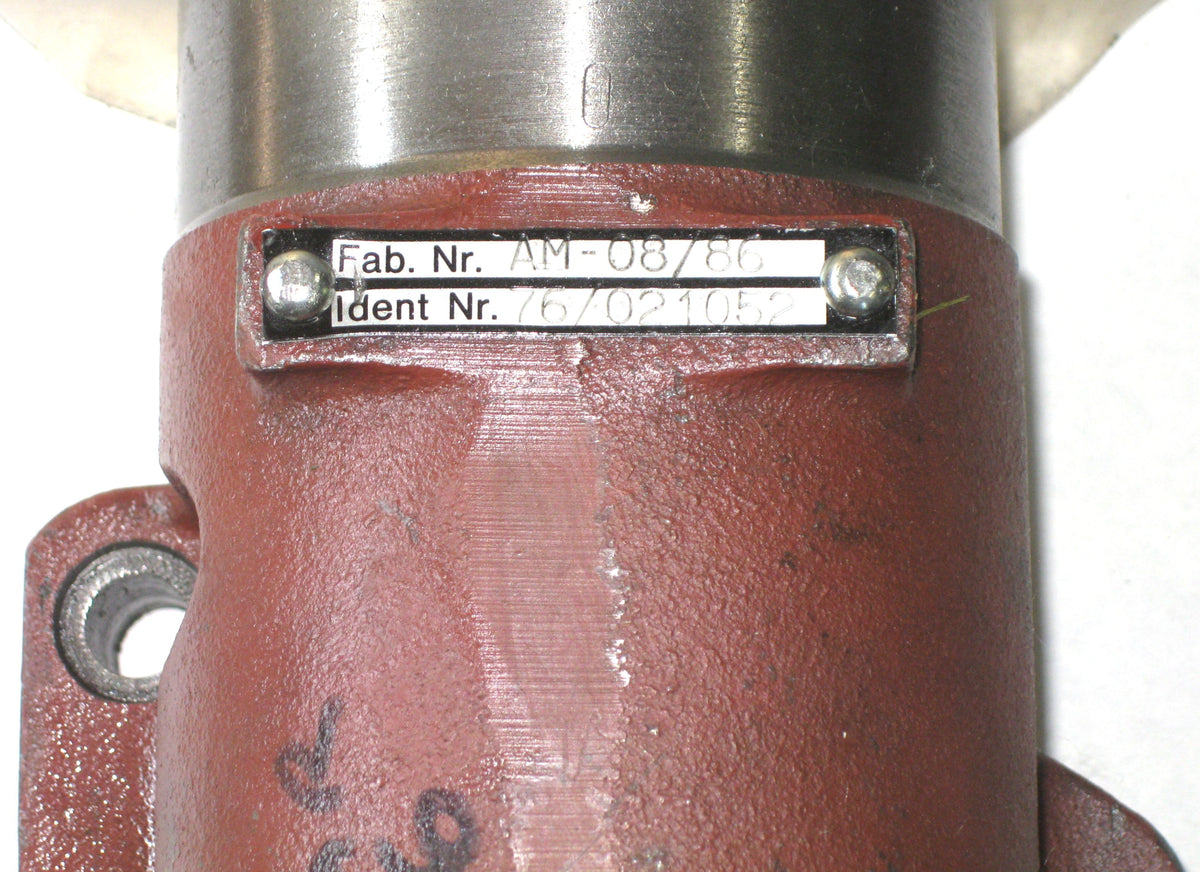 Used Hydraulic Piston Assembly for Clamp on Polar 76 EM paper cutter ...